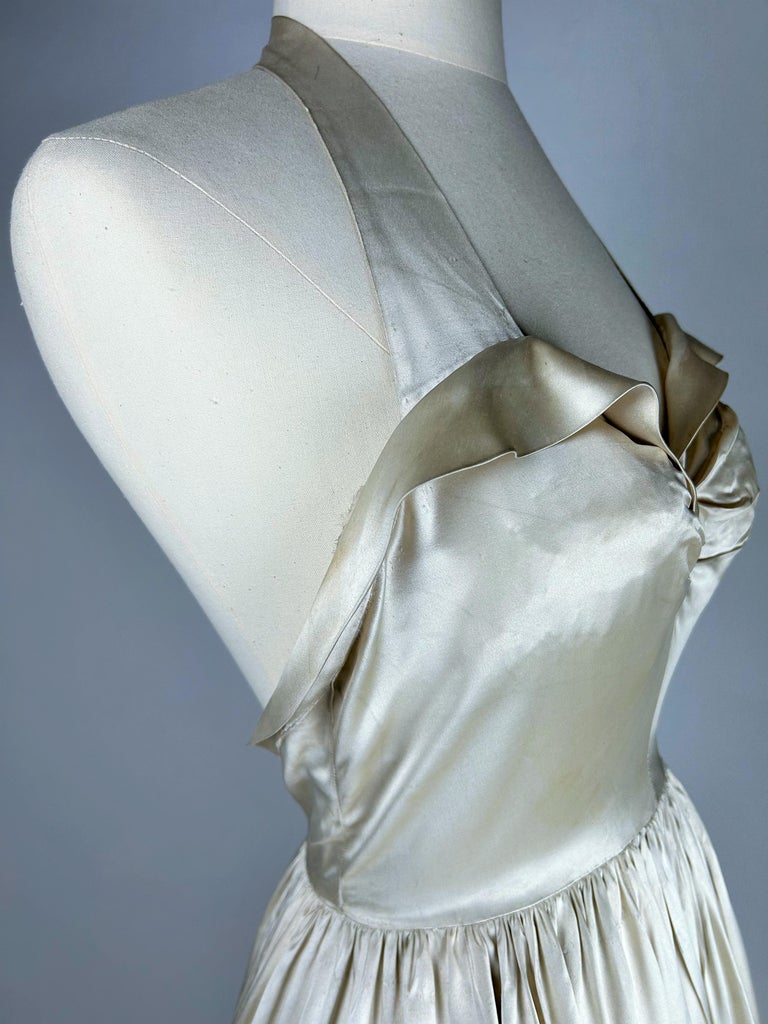 Evening dress by Lucien Lelong Couture in embroidered champagne satin Circa 1942 For Sale at 1stDibs