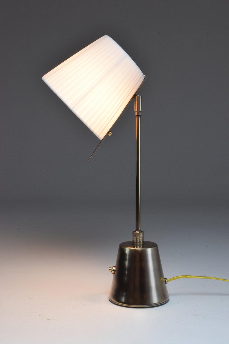 Evolution-II Contemporary Brass Table Lamp, Flow Collection For Sale at ...