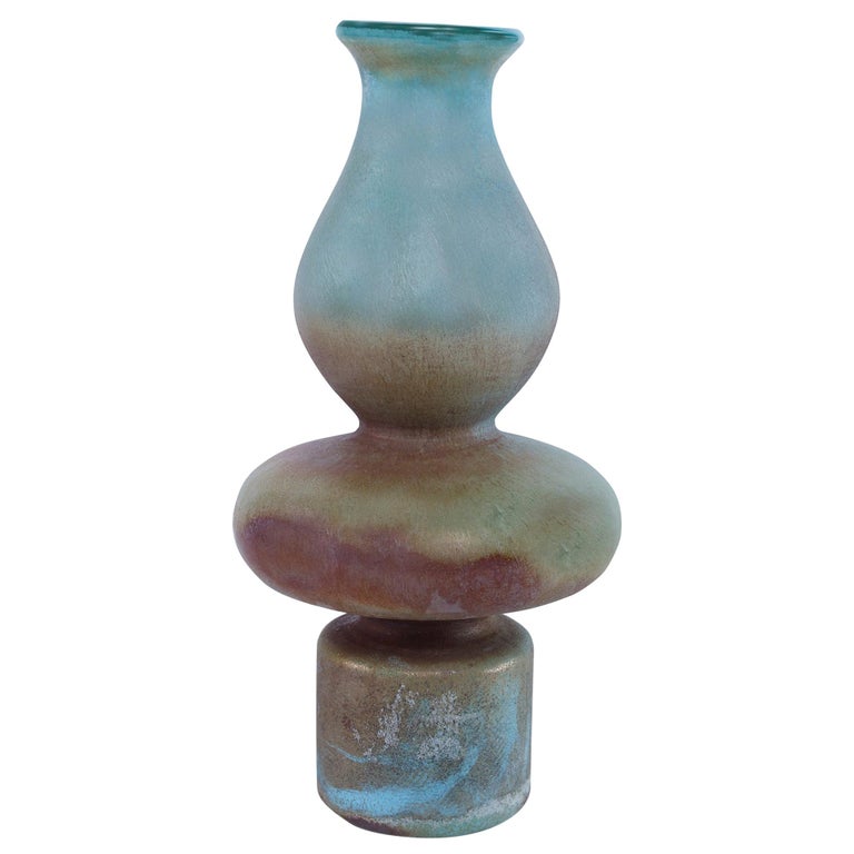Evora Large Vase in Gold Glass by CuratedKravet For Sale at 1stDibs