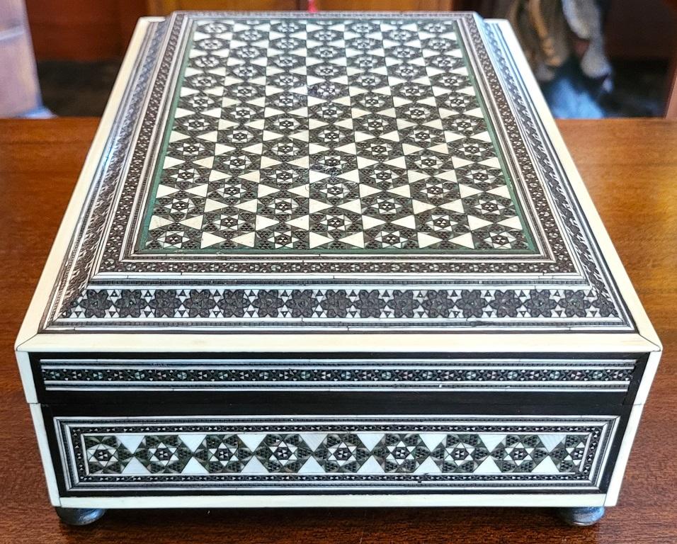 Exceptional 19th Century Anglo Indian Sadeli Mosaic Trinket Box For ...