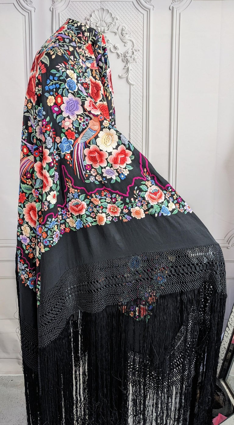 Exceptional Art Deco Manton De Manila Embroidered Silk Shawl For Sale ...
