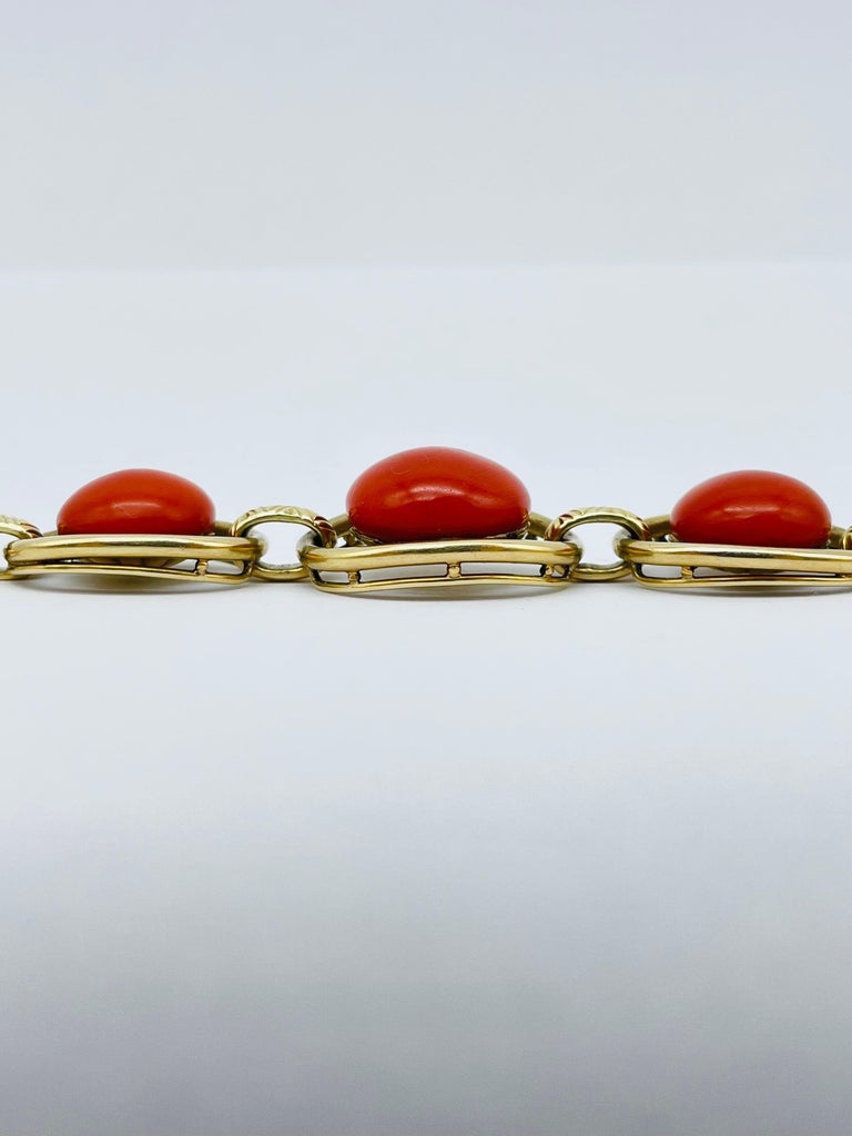 Exceptional Bracelet 14k Gold Link Chain Red Coral For Sale at 1stDibs