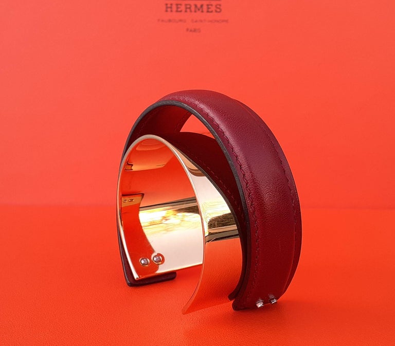 Exceptional Hermès Cuff Bracelet Golden Hdw and Rouge H Box Leather ...
