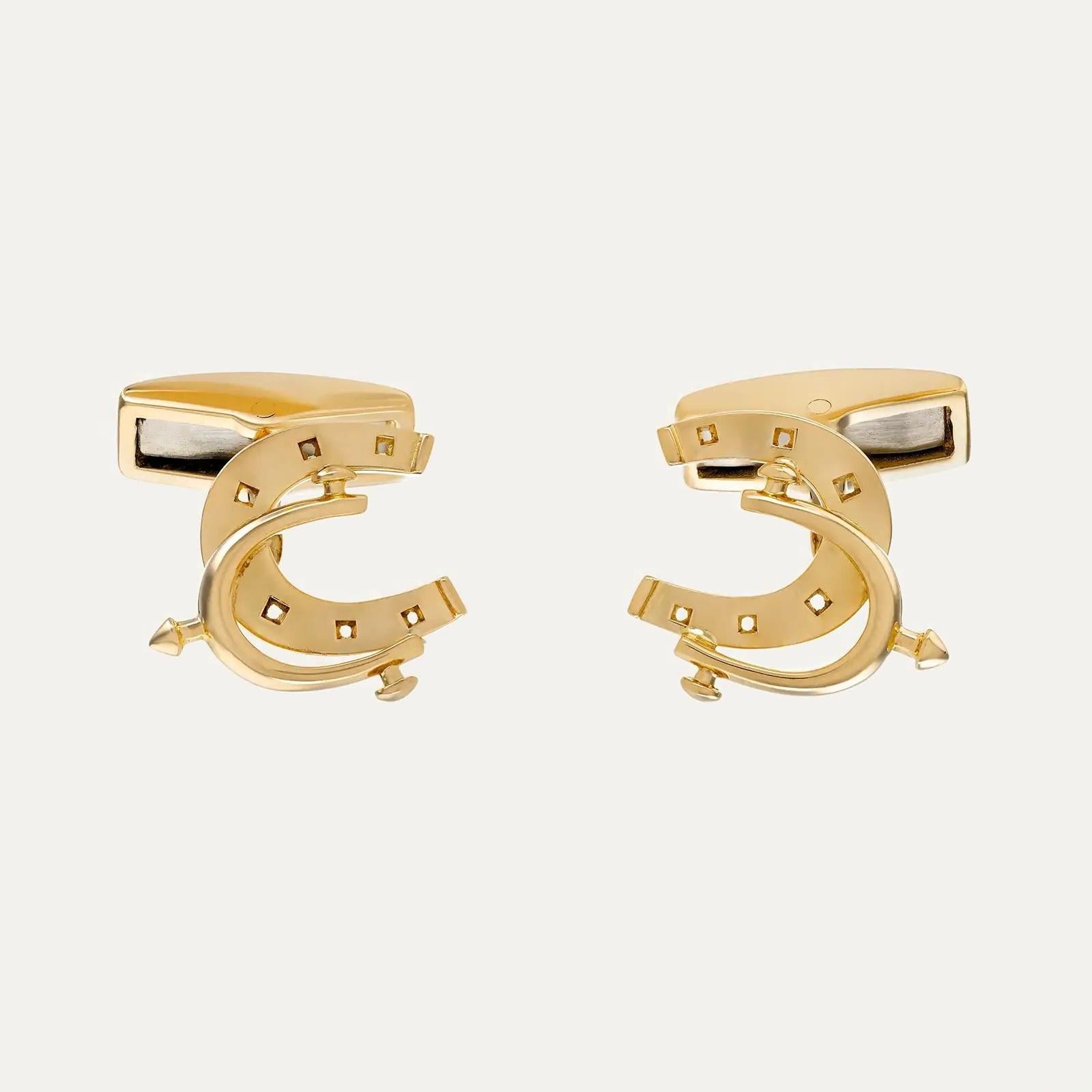 Exceptional Hermès Gold Cufflinks Horseshoe and Spur Shaped For Sale at 1stDibs
