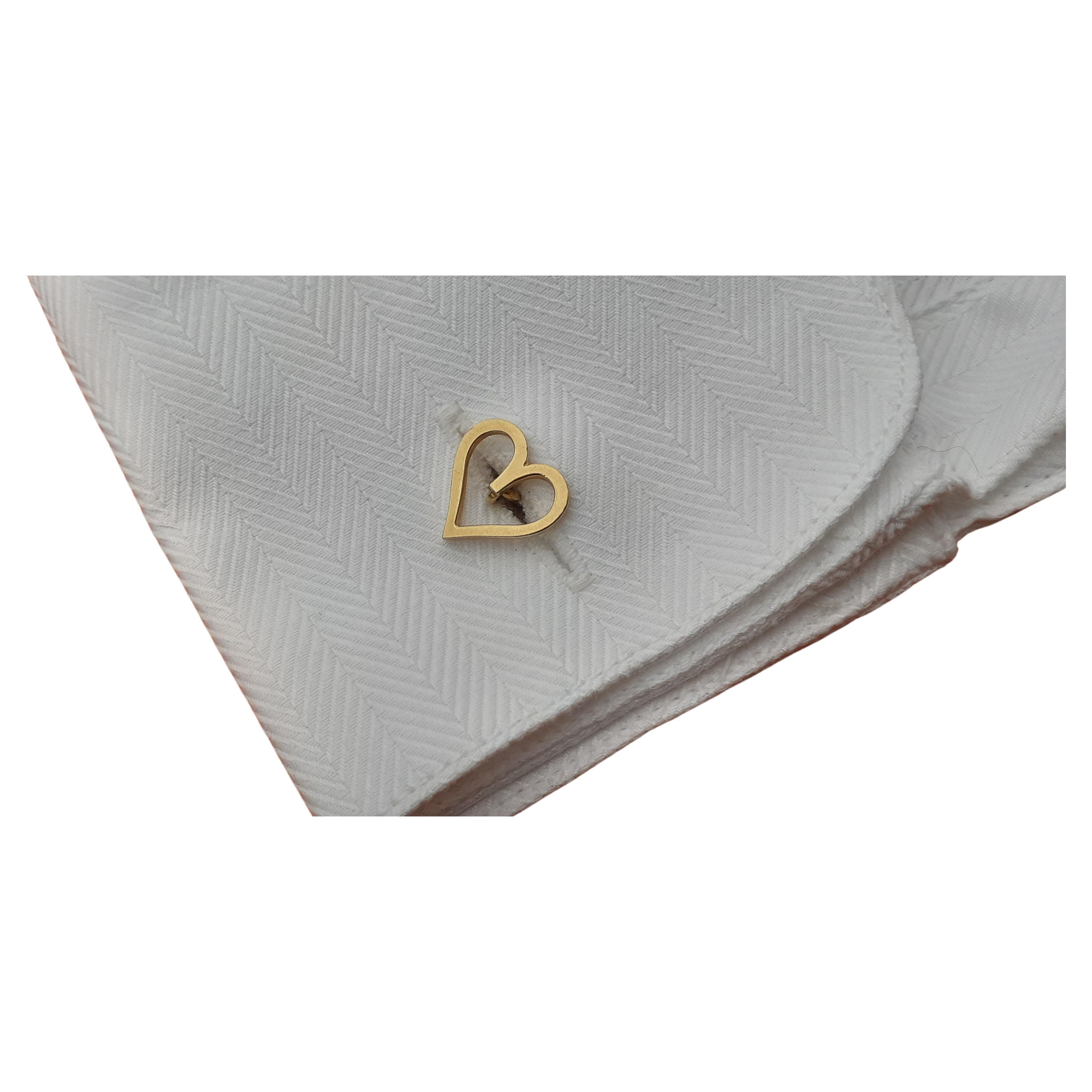 Exceptional Hermès Heart Shaped Cufflinks in Yellow Gold For Sale at ...