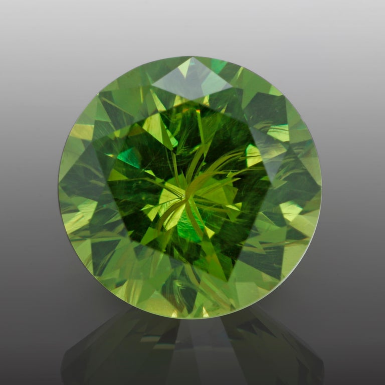 Exceptional Horsetail Inclusion 1.59 Ct Russian Demantoid For Sale at ...