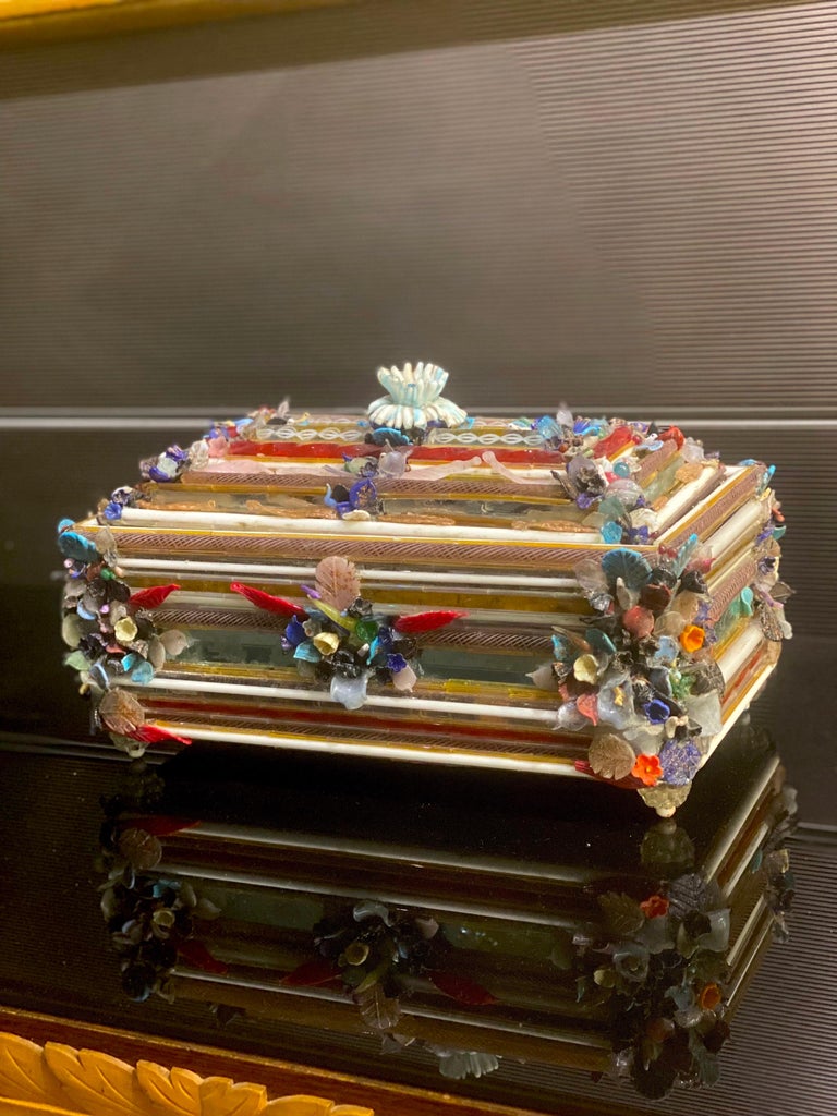 Exceptional Murano Glass Jewel or Dresser Box 1930' For Sale at 1stDibs