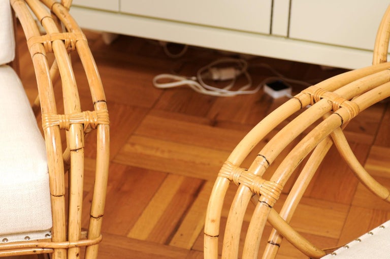 Exceptionnelle paire de fauteuils de salon en rotin Art Déco par Willow ...