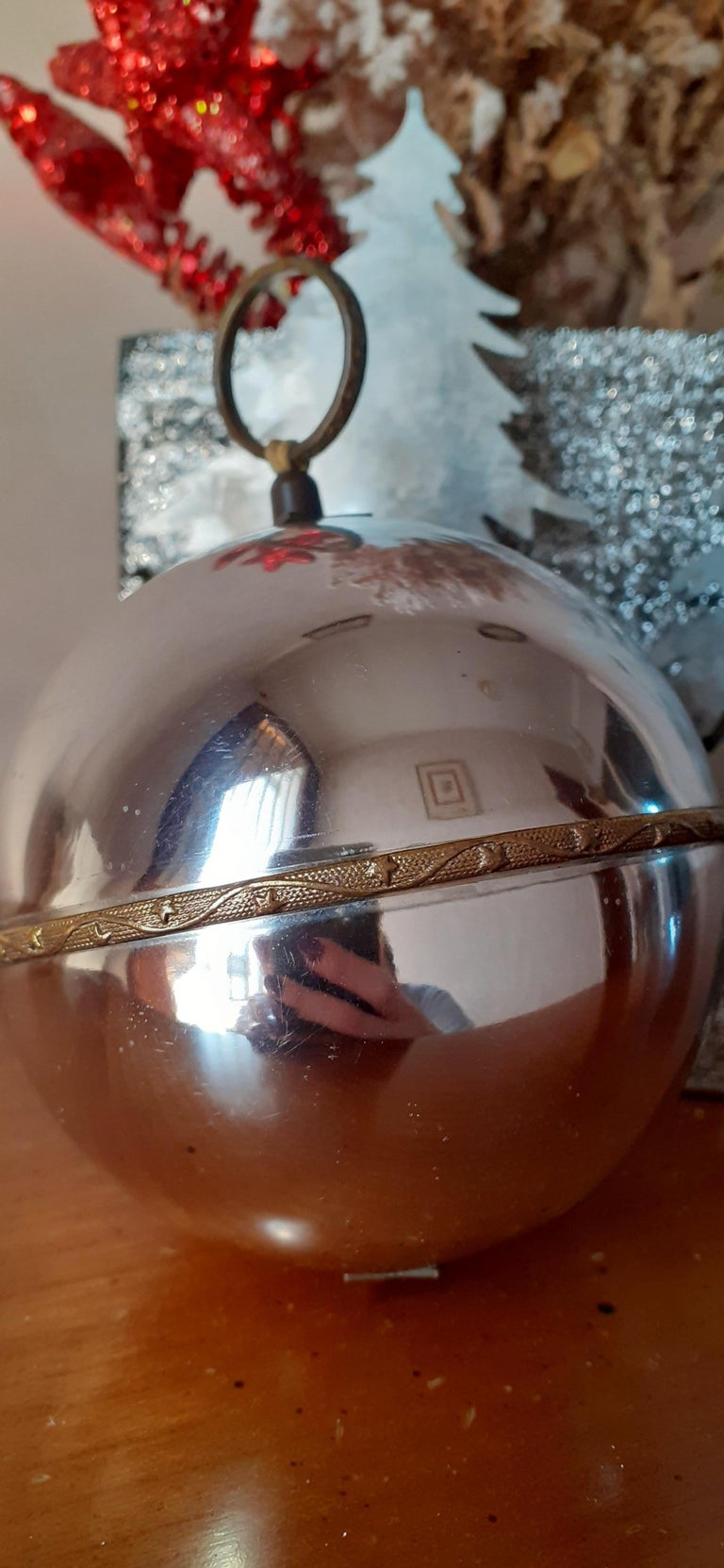 Exceptional Reuge Sainte Croix Christmas Ball Ornament Music Box Silent ...