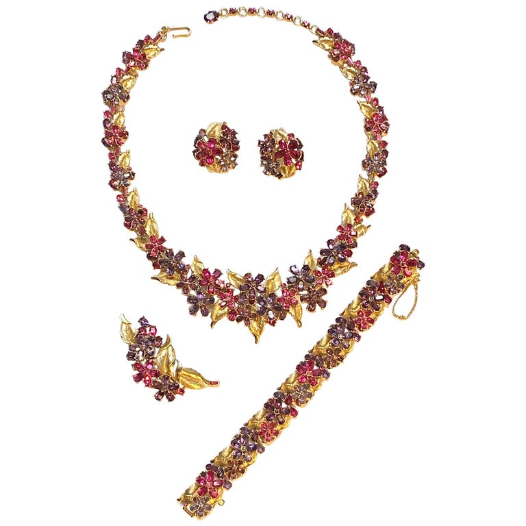 Exceptional Trifari 1950s Fuchsia and Purple Rhinestone Floral Parure ...