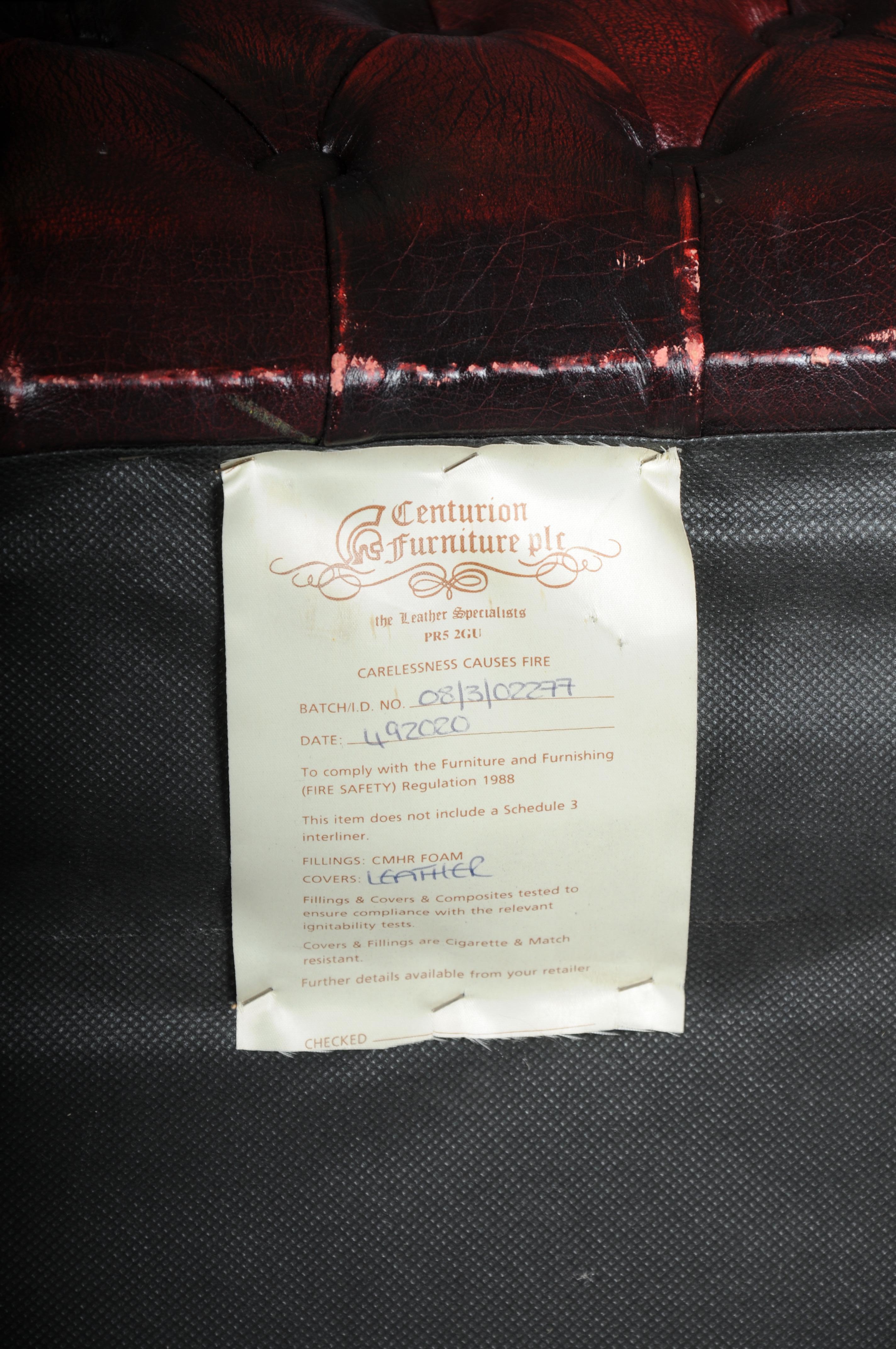 Exclusive 1 seater Chesterfield couch/sofa Bordeaux red, England For ...