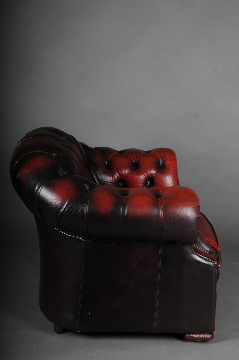Exclusive 1 seater Chesterfield couch/sofa Bordeaux red, England For ...