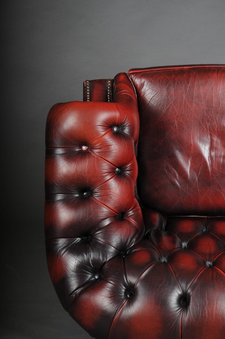 Exclusive 1 seater Chesterfield couch/sofa Bordeaux red, England For ...