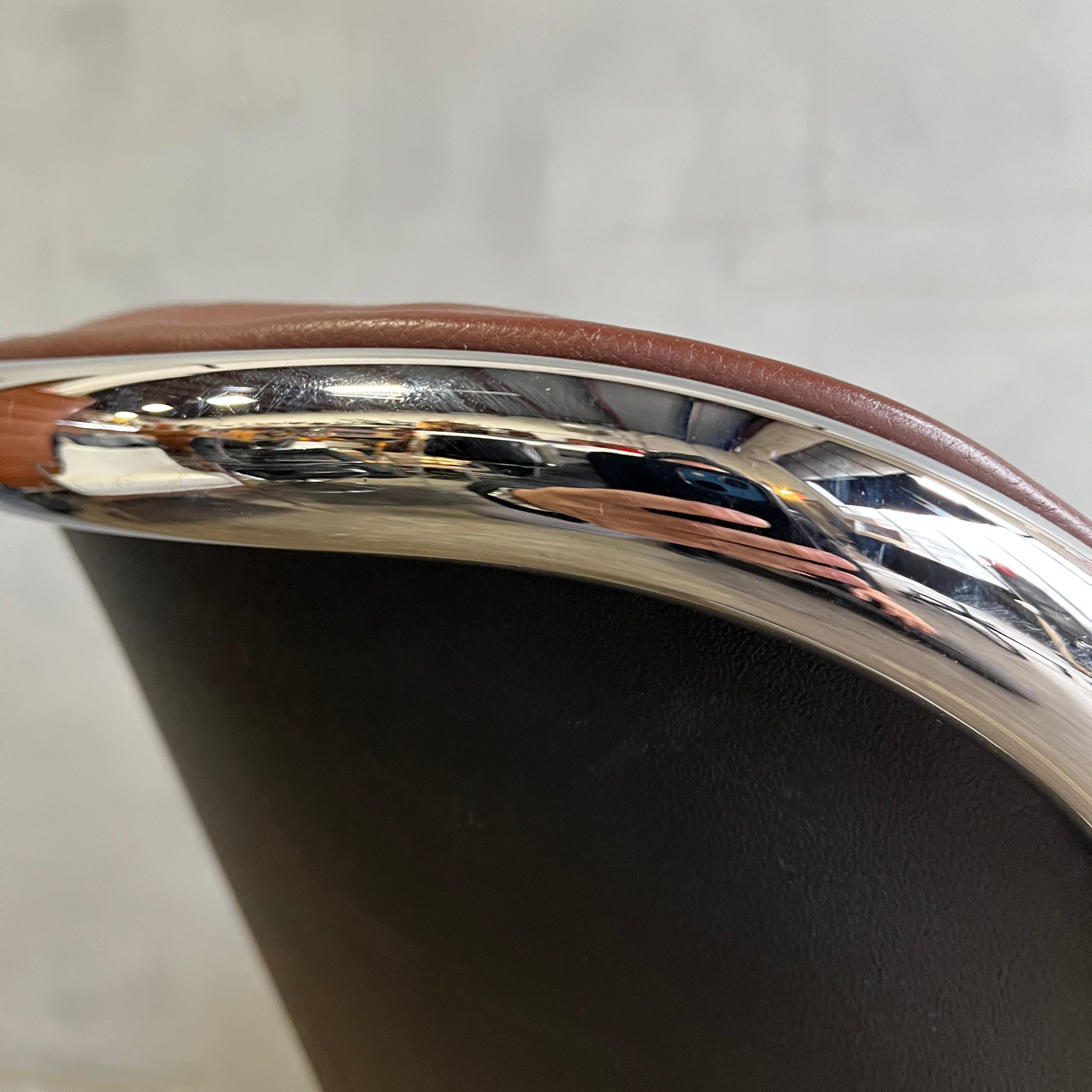 Executive Chairs by Charles Pollock for Knoll at 1stDibs