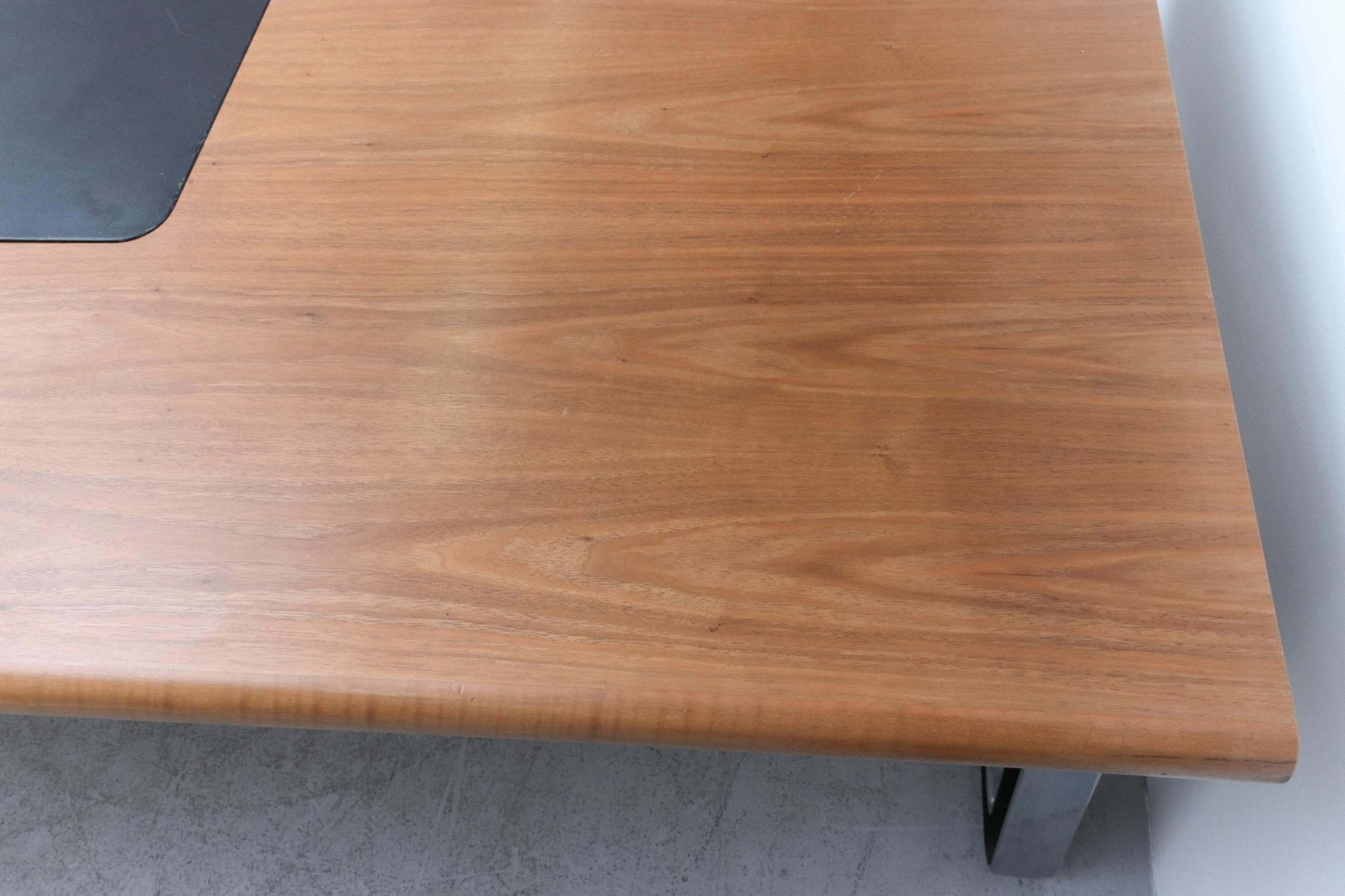 Executive Desk Model T333 by Eugenio Gerli and Osvaldo Borsani for ...