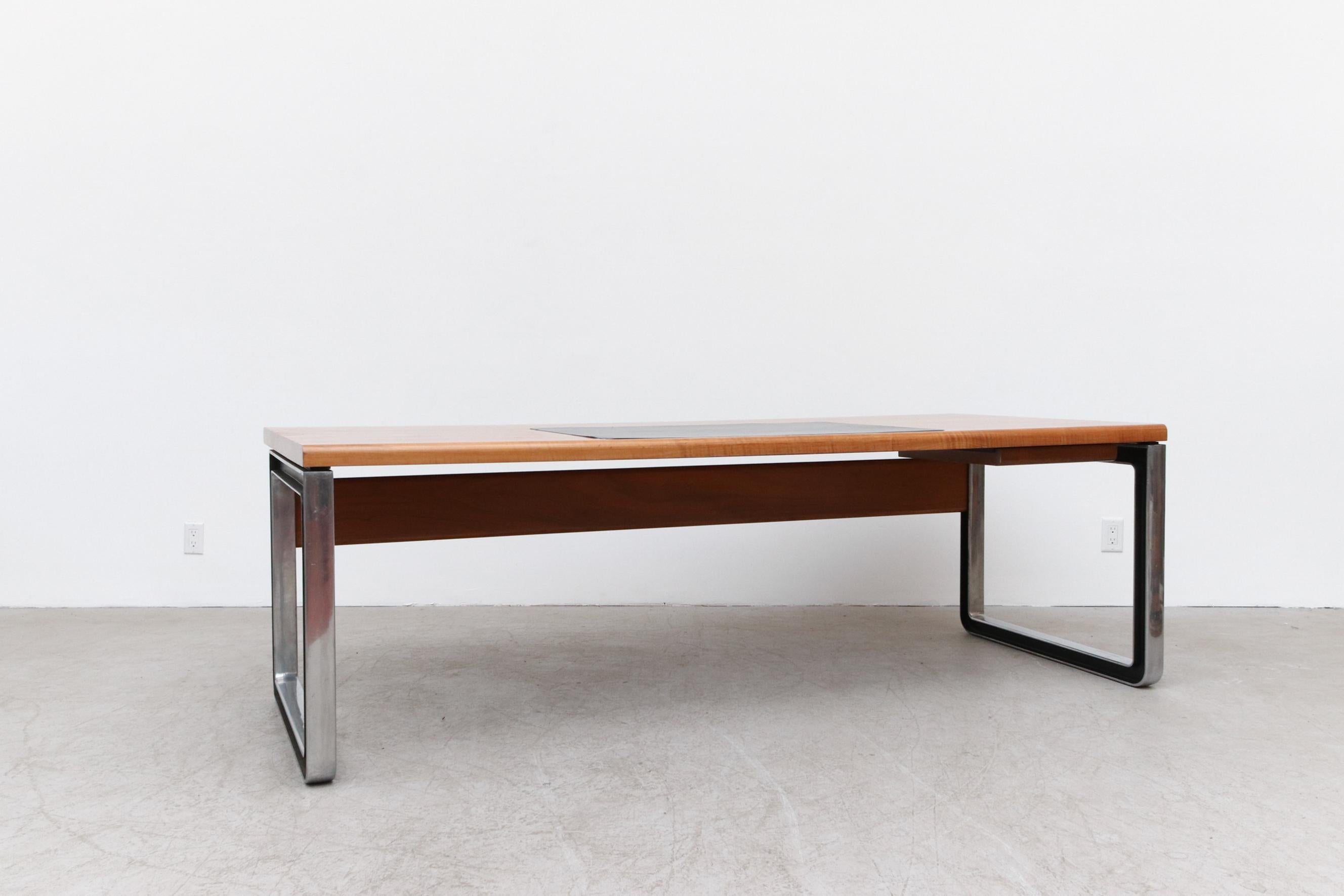 Executive Desk Model T333 by Eugenio Gerli and Osvaldo Borsani for ...