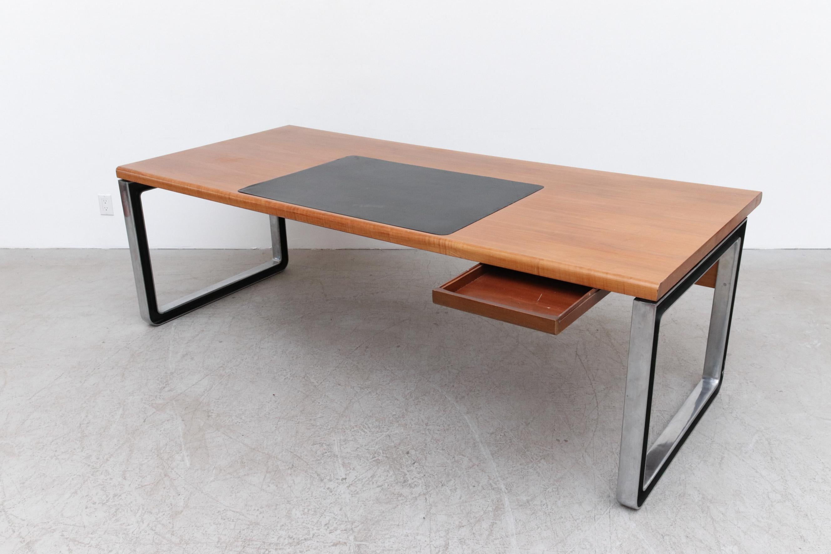 Executive Desk Model T333 by Eugenio Gerli and Osvaldo Borsani for ...