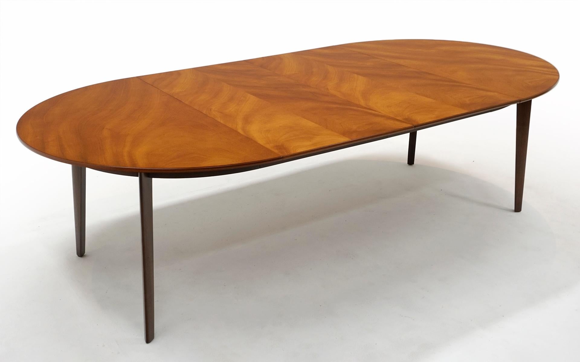 Expandable Dunbar Dining Table and 3 Leaves, Stunning For Sale at 1stDibs