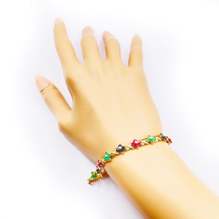 Exquisite 14k Yellow Gold Multicolor Flower Bracelet For Sale at 1stDibs