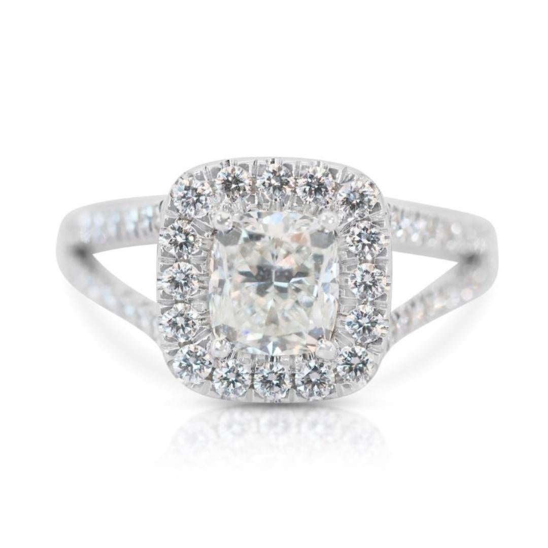Exquisite 1.82ct Diamonds Halo Ring in 18k White Gold - IGI Certified For Sale at 1stDibs