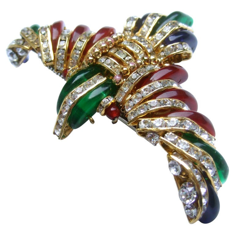 Grande broche oiseau exquise en verre et cristal, c. 1970 En vente sur ...