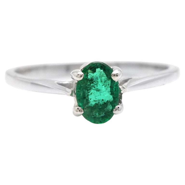 Exquisite Natural Emerald 14k Solid White Gold Ring For Sale at 1stDibs