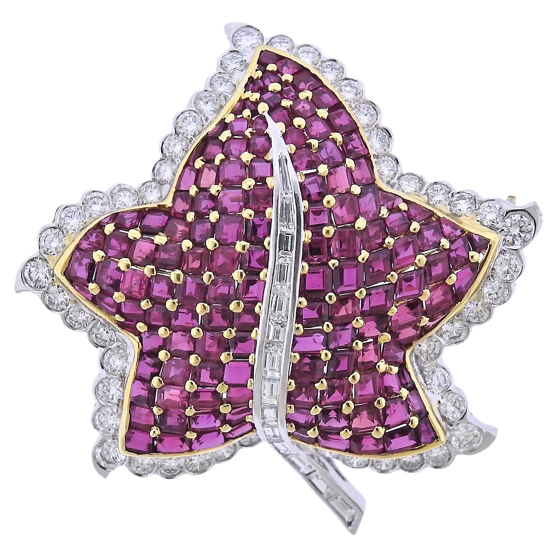 Oscar Heyman Diamond Gold Golf Tee Pin at 1stDibs