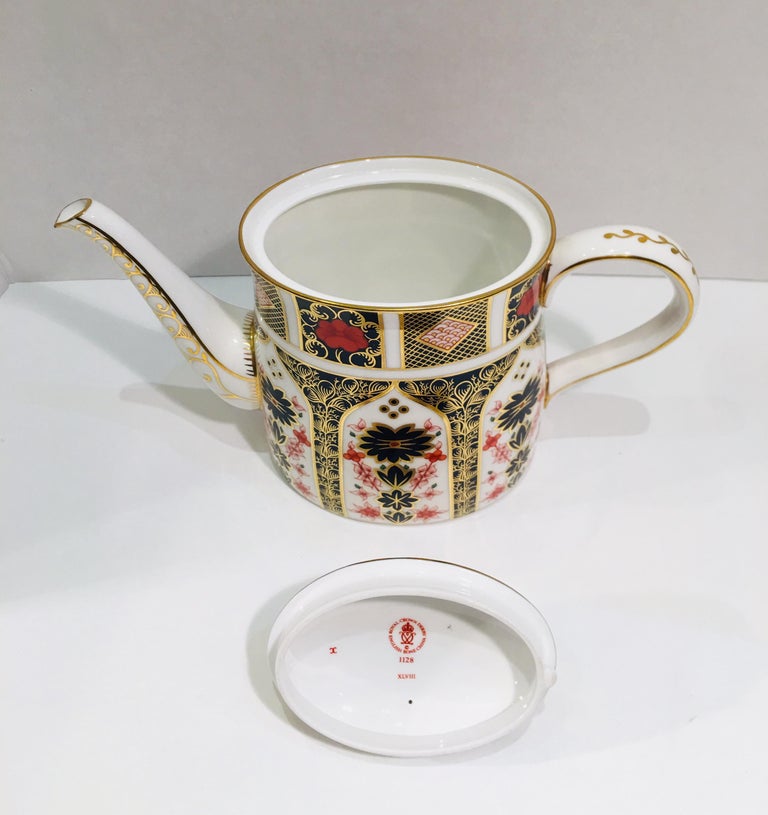 Exquisite Royal Crown Derby "Old Imari" English Bone China Full Size ...