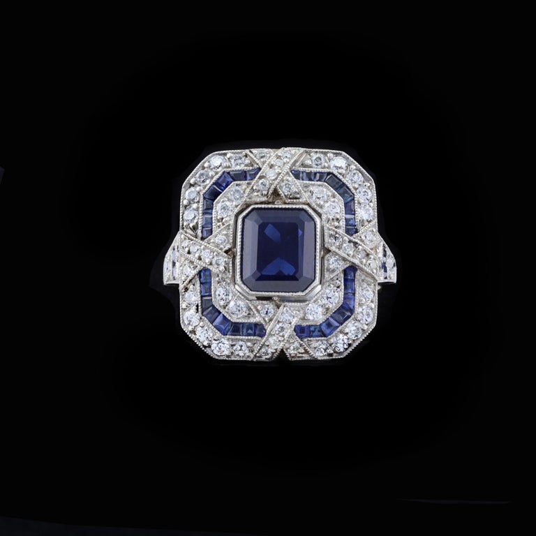 Exquisite Sapphire and Diamond Ring For Sale at 1stDibs