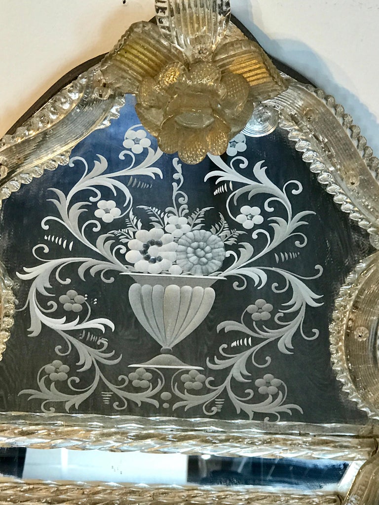 Exquisite Venetian Glass Engraved Mirror For Sale at 1stDibs