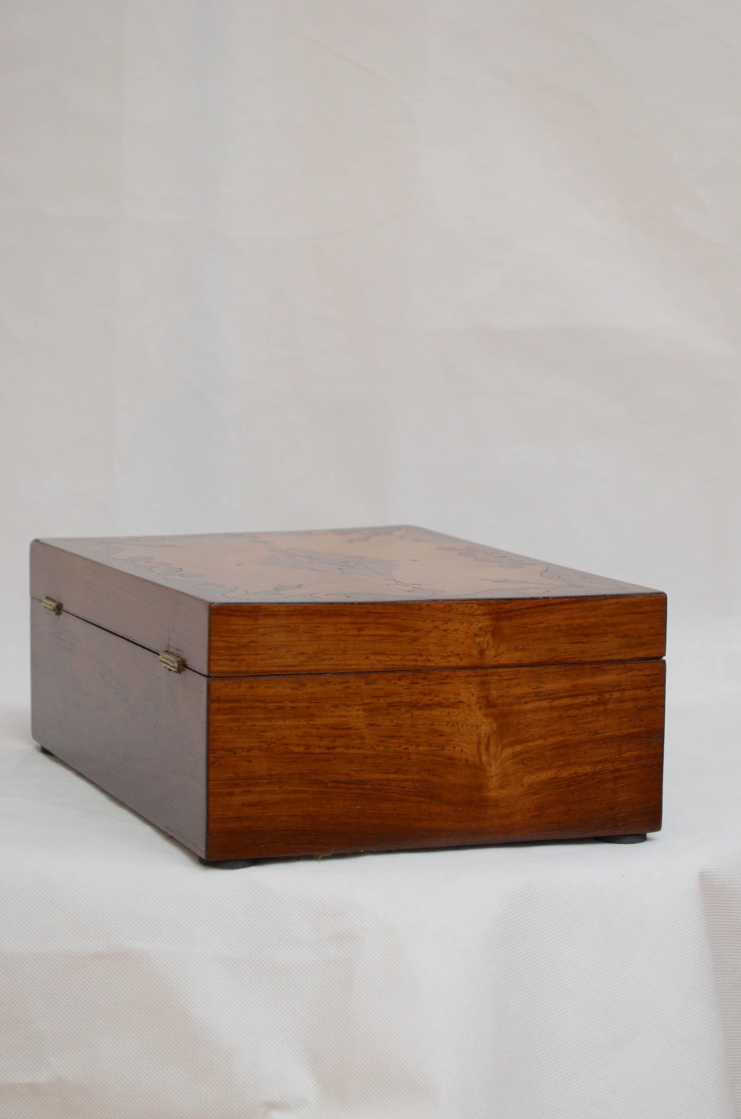 Exquisite Victorian Bird's-Eye Maple Jewelry Box at 1stDibs