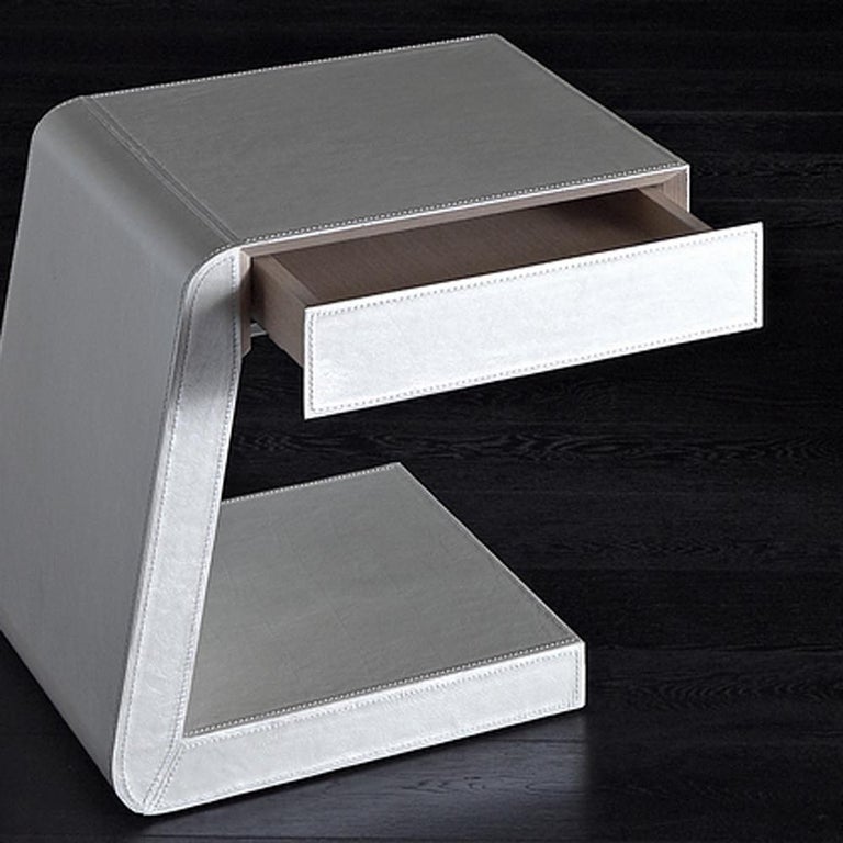 Extend Set of 2-Side Table with White Genuine Leather For Sale at 1stDibs