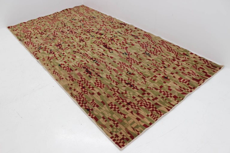 Extraordinary Geometric Design Carpet or Rug For Sale at 1stDibs