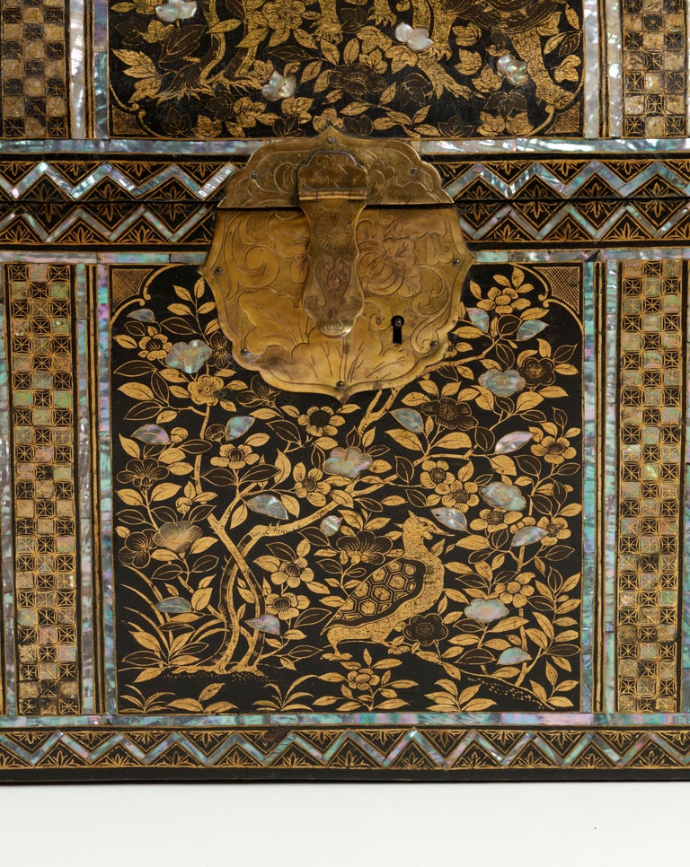 Large Japanese Namban Lacquer Coffer Arqueta, 16th Century For Sale at ...