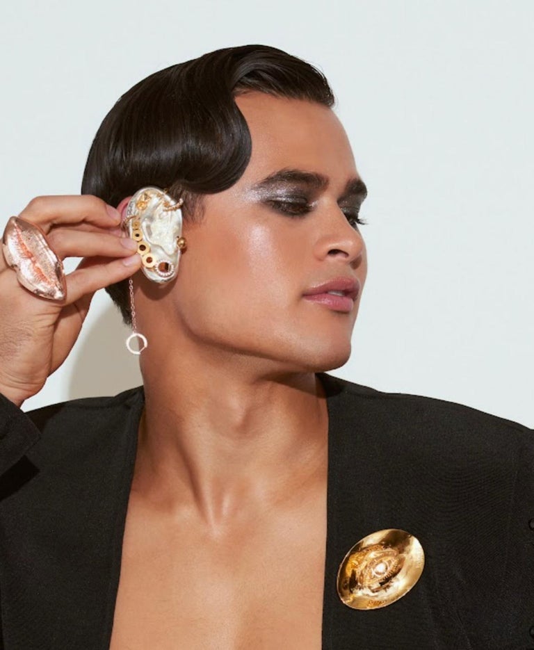 Eye Lapel Pin For Sale at 1stDibs