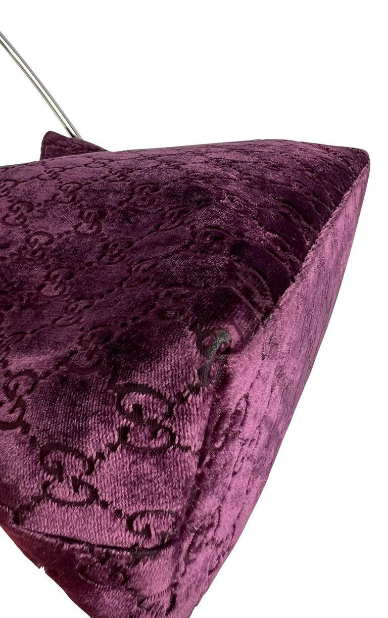 F/W 1997 Gucci by Tom Ford Purple Velvet 'GG' Monogram Runway Bag For ...