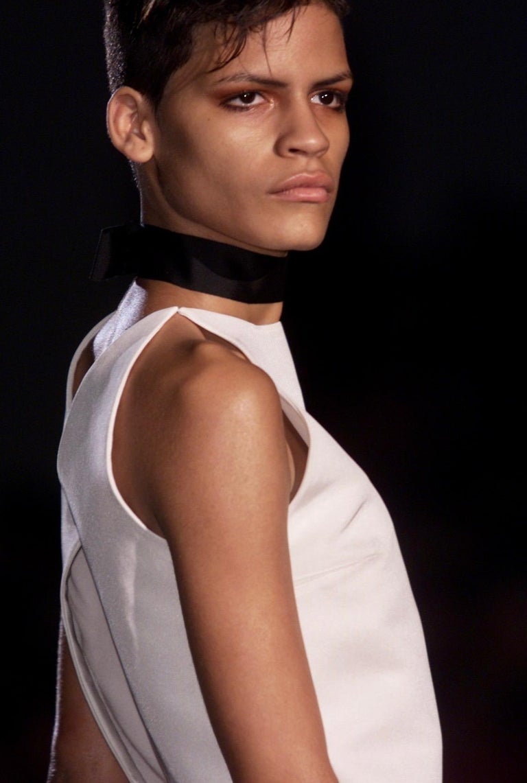 F/W 2001 Gucci by Tom Ford Runway Black Silk Triangle Cutout Black ...