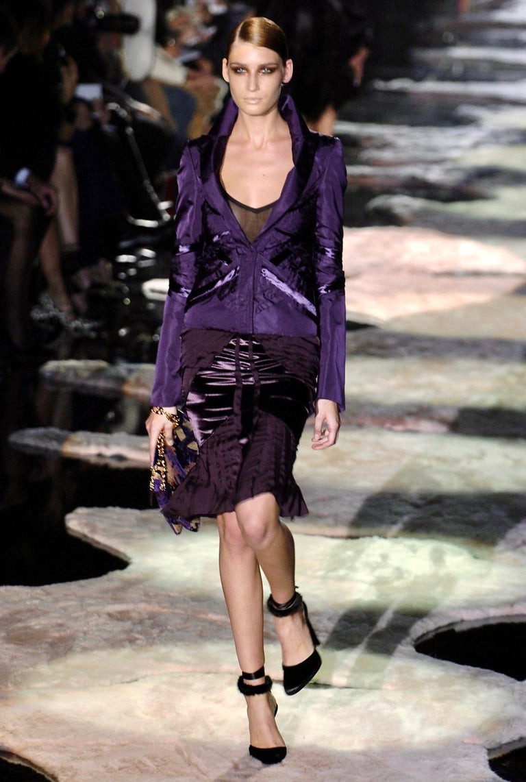 F/W 2004 Gucci by Tom Ford Purple Burgundy Velvet Silk Ribbon Runway ...