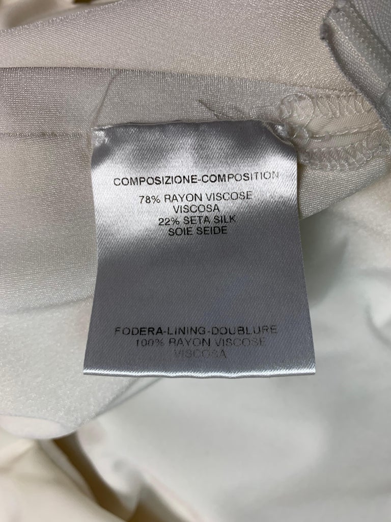 F/W 2004 Gucci by Tom Ford White Plunging Dragon Gown Dress For Sale at ...