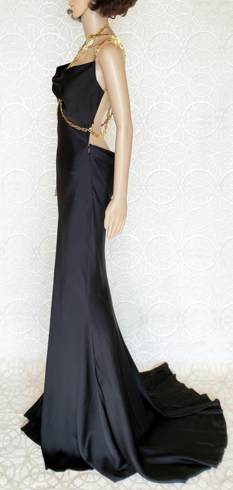 F/W 2019 Look #60 NEW VERSACE BLACK DRESS GOWN W/GOLD TONE CHAINS ...