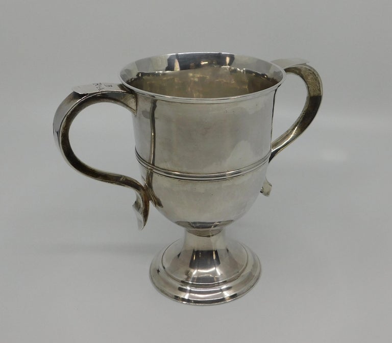 Early 19th Century English Sterling Silver Drinking Cup For Sale at 1stDibs
