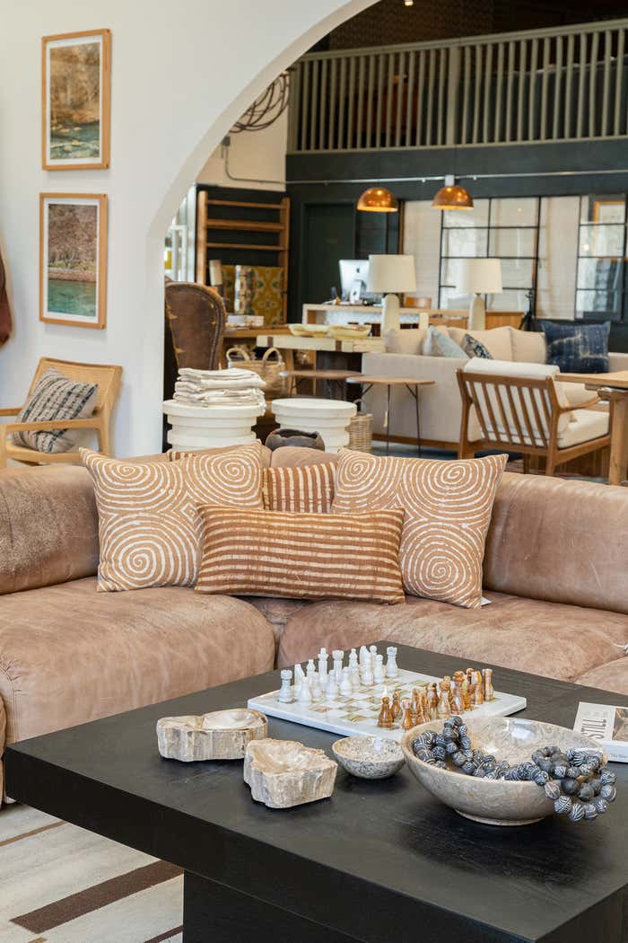 deKor - Los Angeles, CA 90039 - 1stDibs