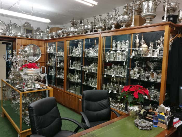 Michael Sedler Antiques - London WC2A 1QS - 1stDibs