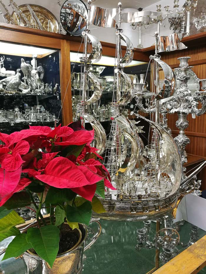 Michael Sedler Antiques - London WC2A 1QS - 1stDibs