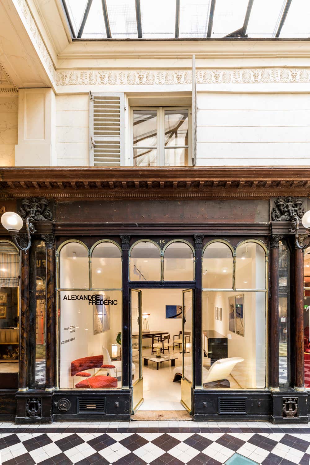 Alexandre FREDERIC Galerie - PARIS 75001 - 1stDibs