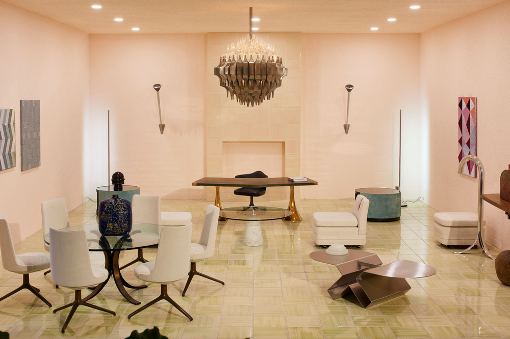 CONVERSO - Chicago, IL 60622 - 1stDibs