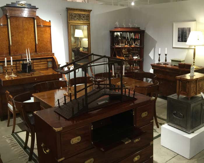 Evergreen Antiques - New York, NY 10016 - 1stDibs