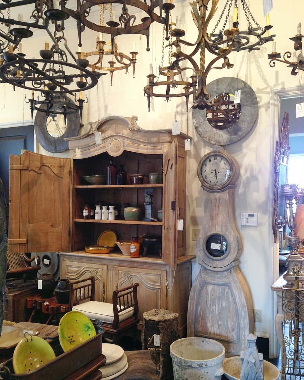 A. Tyner Antiques - Atlanta, GA 30305 - 1stdibs