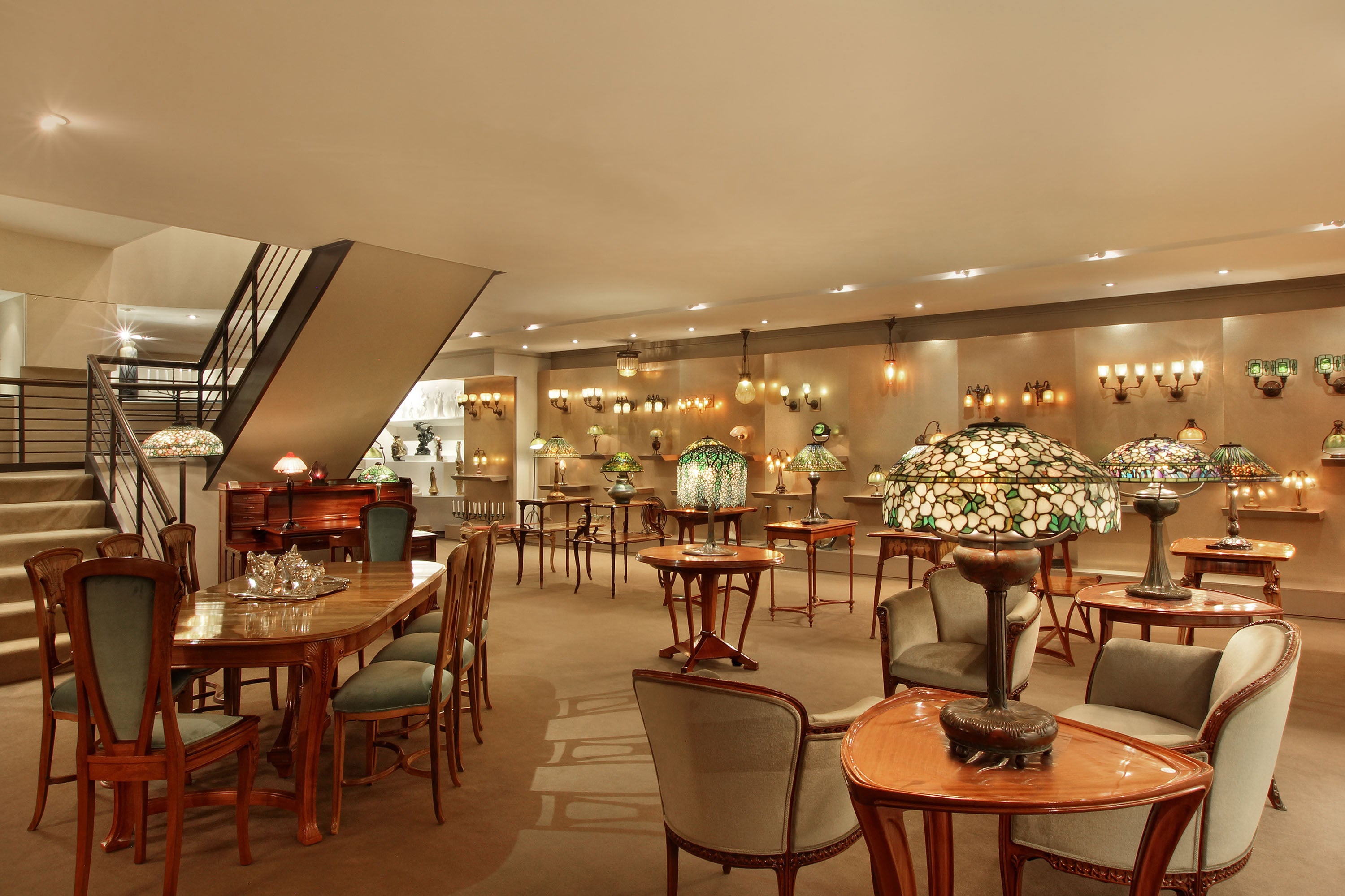 Macklowe Gallery Decorative Arts - New York, NY 10022 - 1stdibs