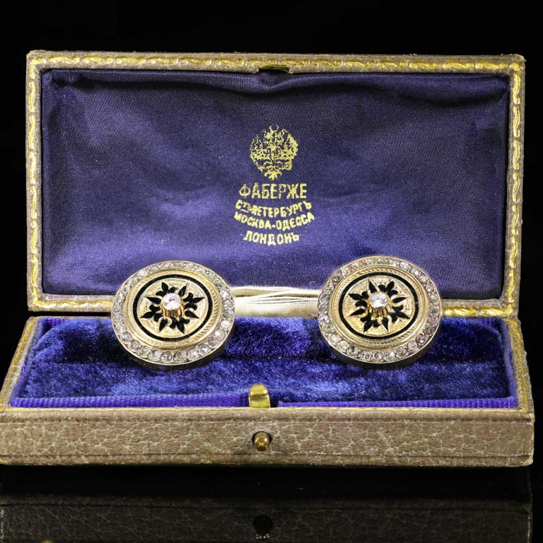 Fabergé, Pair of 14 Karat Yellow Gold Cufflinks with Diamond at 1stDibs